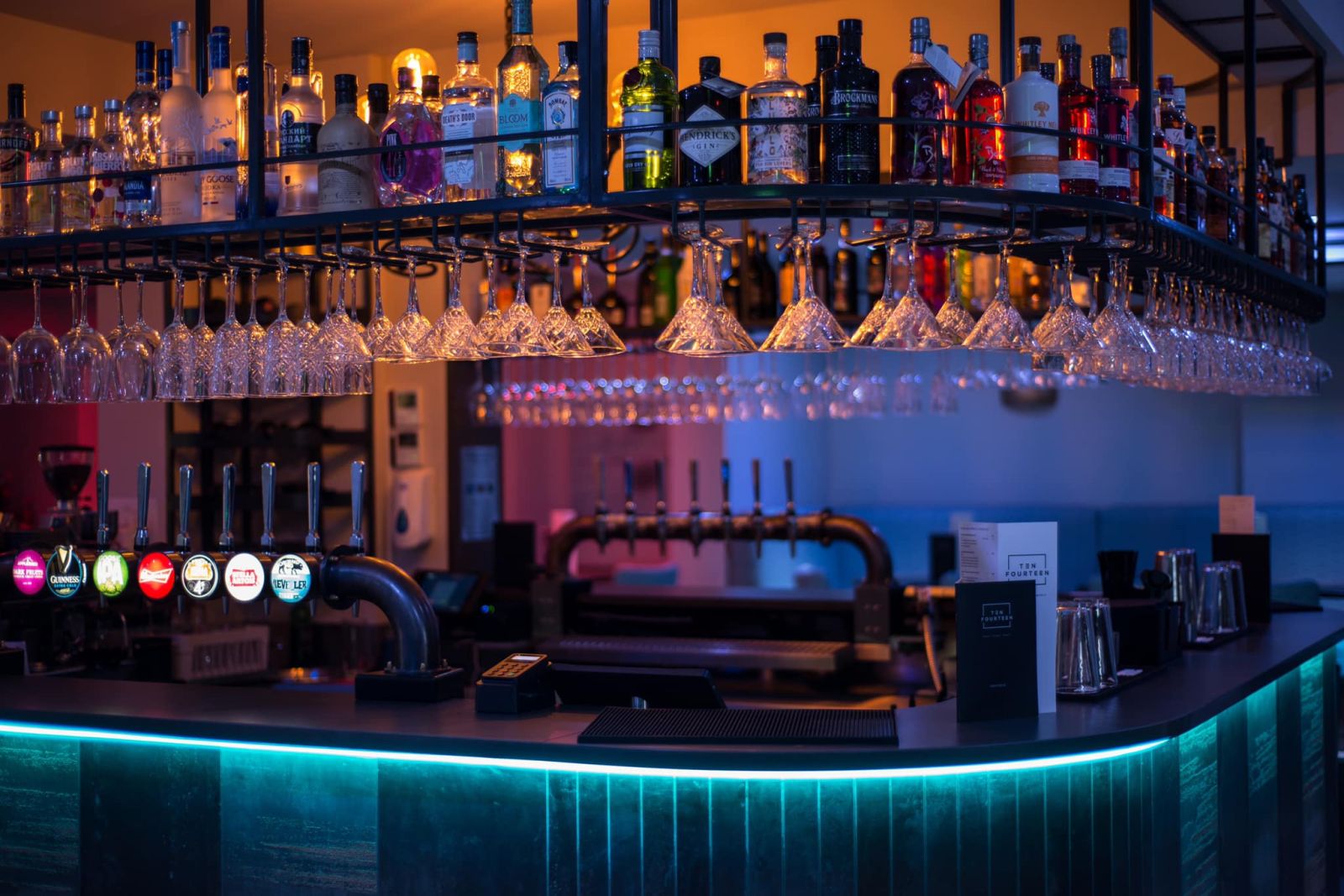 Ten Fourteen – Bar – Steak House Grill – Basement Bar